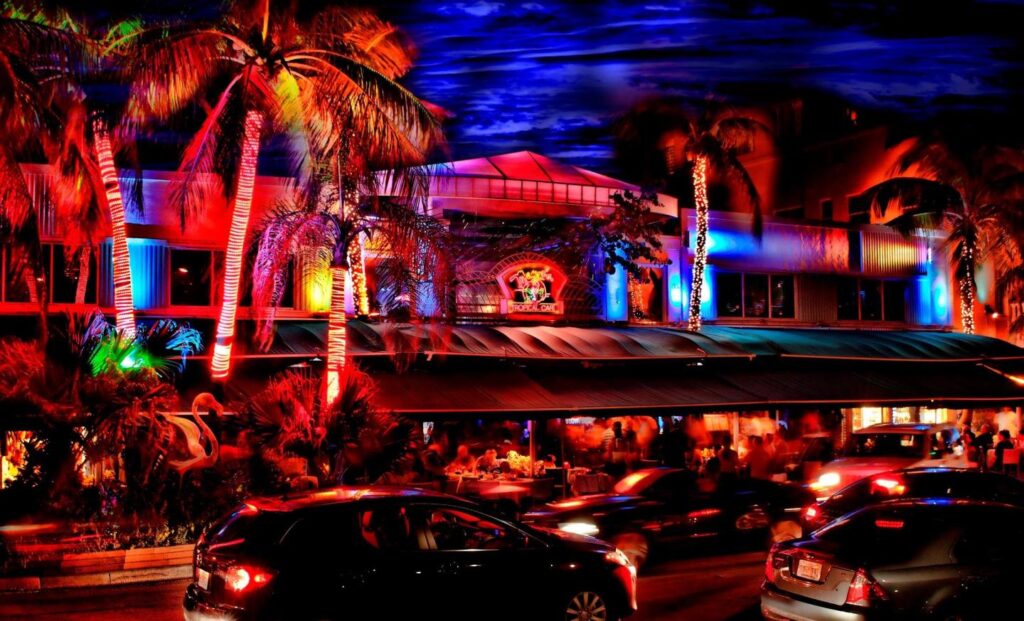 Best Bars In South Beach | Miami Club Crawl