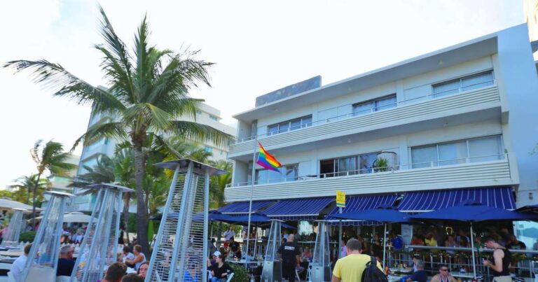 Best Bars In South Beach | Miami Club Crawl